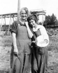 Gilchrist Family – Maple Ridge Museum